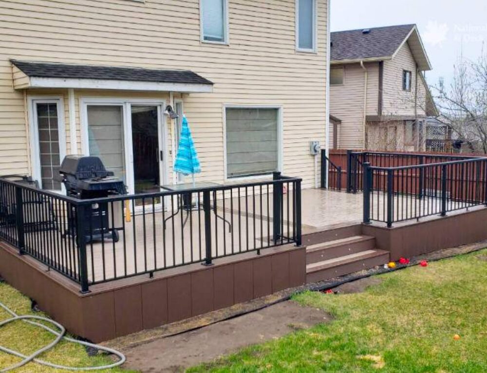 Timbertech Coconut Husk Front Deck | TimberTech Pro Installers