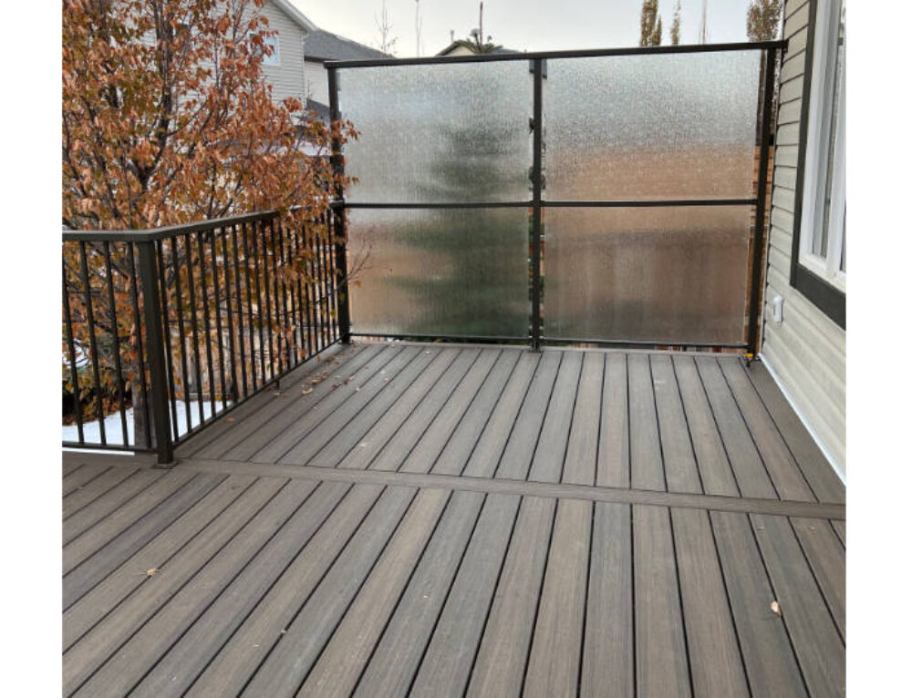Add Privacy and Style to Your Decking with White Hideaway Privacy Screens